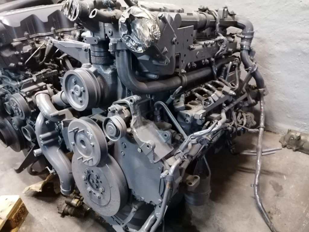 DAF XE315 Truck Engine - Durban Truck and Bus Spares